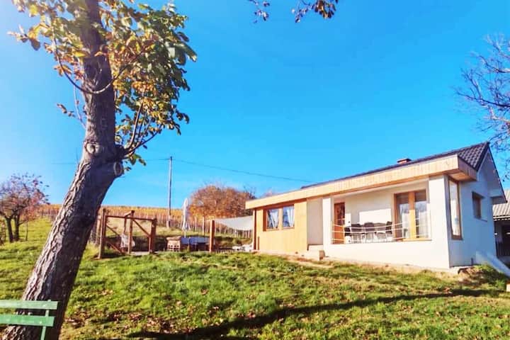 Cozy Cottage With Jacuzzi - Pet Friendly - Lipa