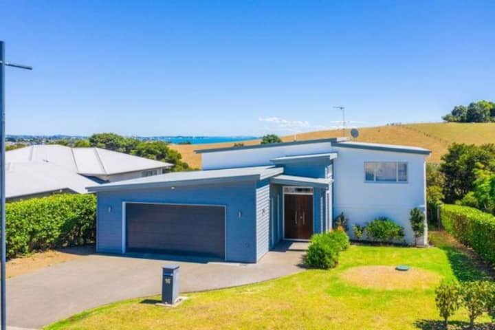 Perfect Balance - Waiheke Island