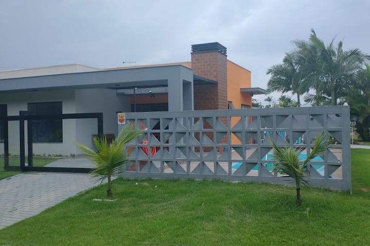 Casa Com Piscina Praia De Guaratuba - Guaratuba