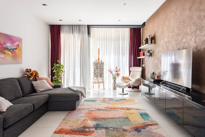 Room In A Designer Apartment In Sliema, Malta - Valletta