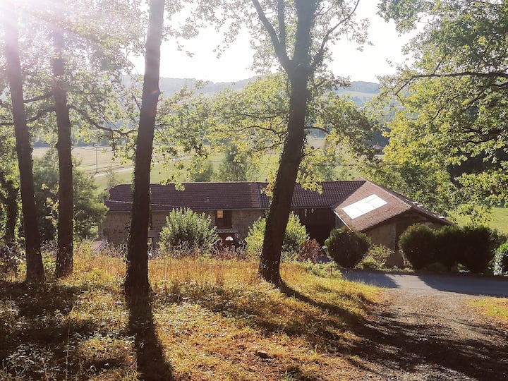Galets : Gîte De Campagne Au Pied Des Pyrénées - Hautes-Pyrénées