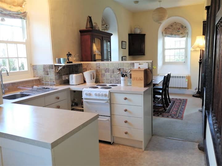 Tregrehan Garden Cottages, The Mews - Carlyon Bay