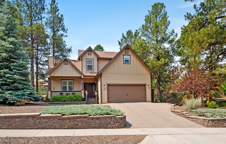 Clean, Cozy, Modern Mountain Retreat - Flagstaff, AZ