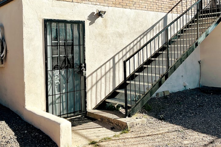 Planta Baja De Vista Elegante - Silver City, NM