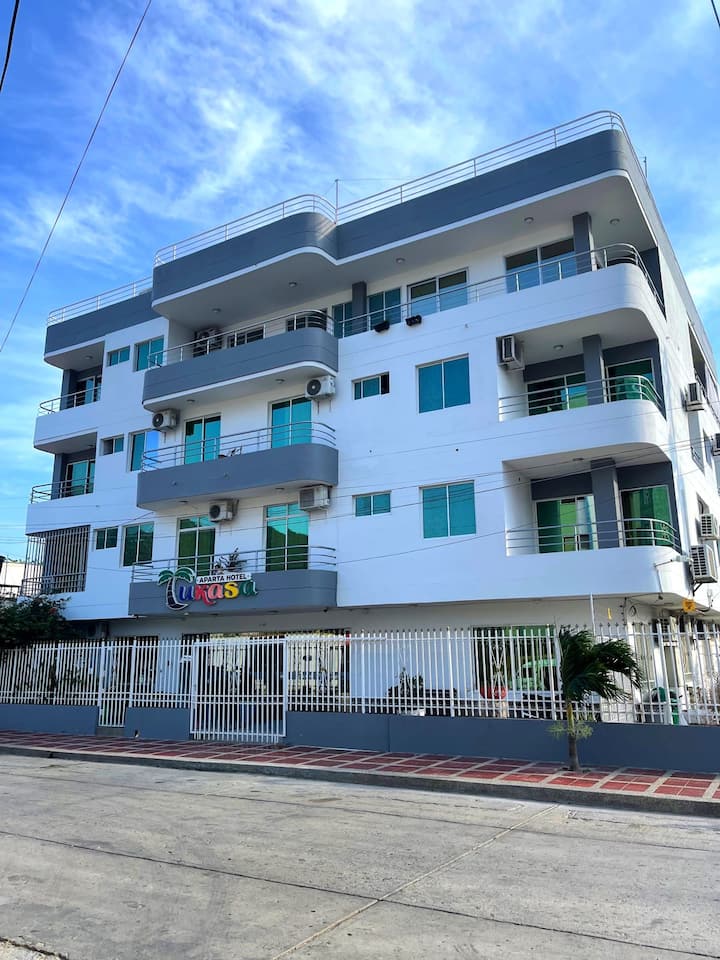 Apartamento Dos Habitaciones, A 2 Cuadras Del Mar. - Santa Marta