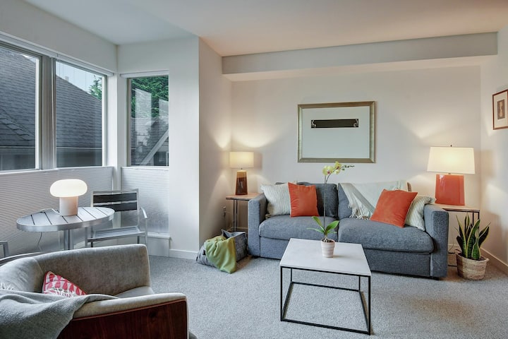 Cap Hill Open 1 Bdrm, Free Parking, Super Host - Seattle