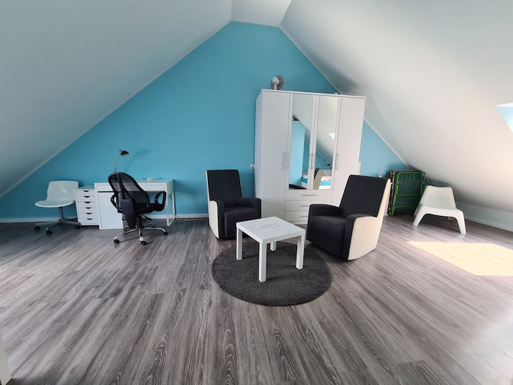 Studio Convivial Et Spacieux Sous Le Toit - 埃森