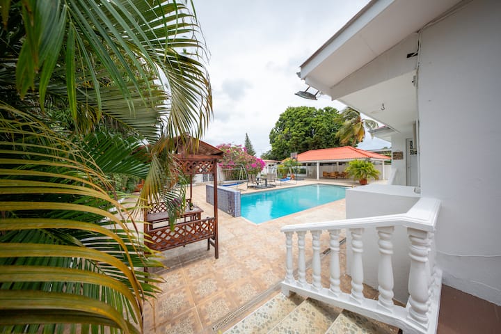 Villa Luxury Curazao/piscina/ac/garage/4br - Curaçao