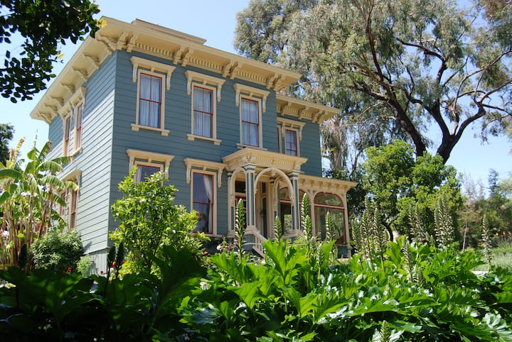 Historic Oceanview Estate - Santa Bárbara, CA