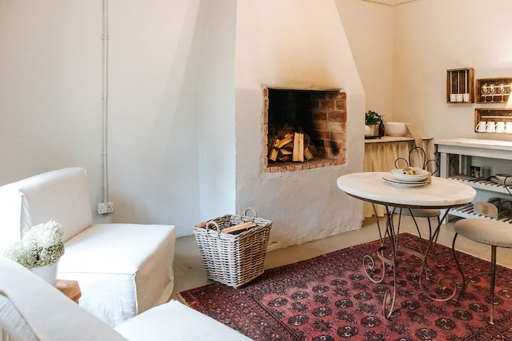 Langkloof Roses Unit 6 (2 Room Cottage) - Wellington