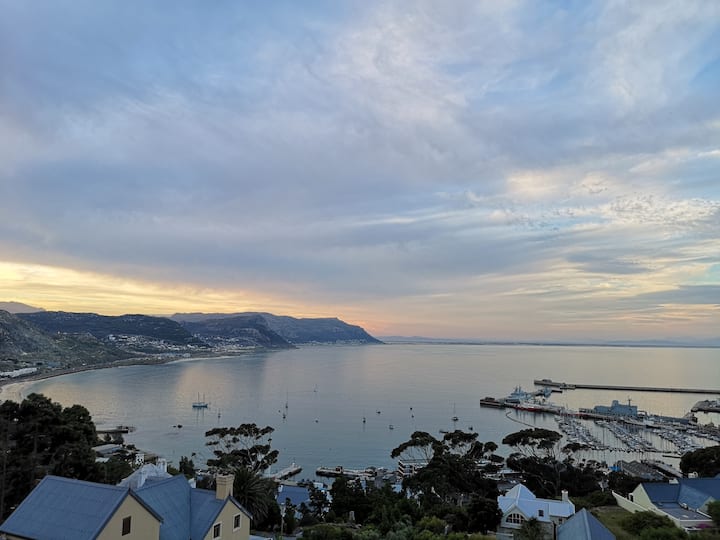 2 Bedroom Apartment Amazing Views Albatross House - Cape Town