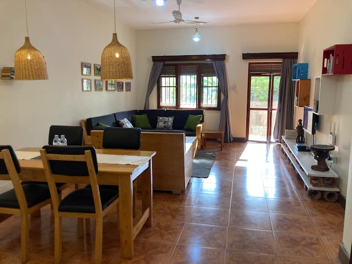 Bazinga S2 House -2 Br /2 Bath - Kampala