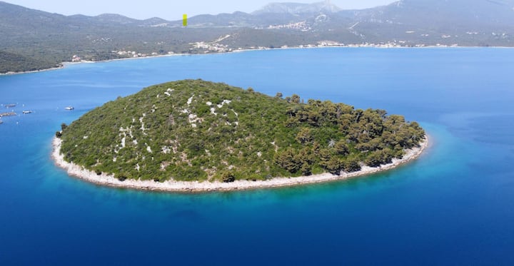 Private Island For Rent As Camping Grounds - Duba