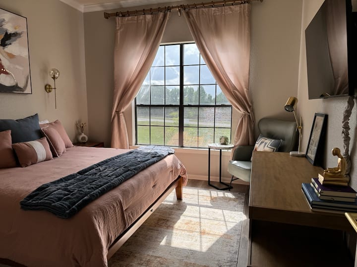 Furnished Luxury Apartment - Baton Rouge, LA