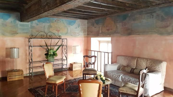 ÉLégante Demeure D' ÉPoque Au Charme Rétro - Turim