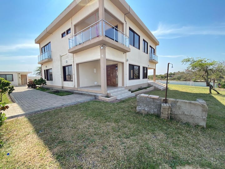 Gonçalves Beach House-  Praia Do Bilene - Mozambique
