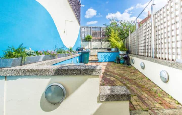 Parliament Square, Hertford - Hertfordshire