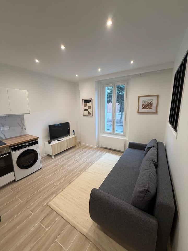 Appartement 2 Pièces, Neuf/tout Rénové 4 Personnes - Montrouge