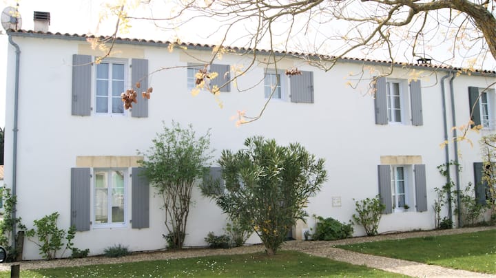 Maison De La Place - Île de Ré