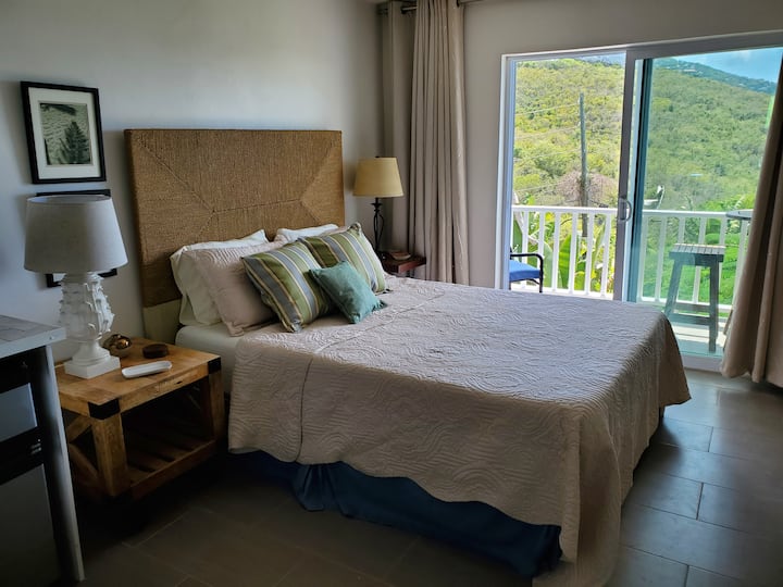 Magens Reach - Charlotte Amalie