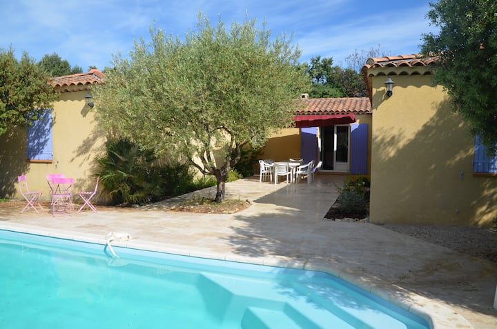 Sous Les Chênes. - Bédoin