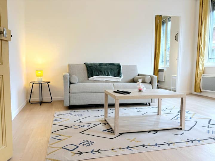 Clarté & Confort à Deux Pas De La Gare - Saint-Quentin