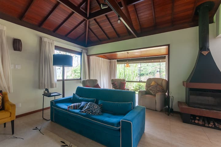 4 Qts, Piscina, Sauna, ÁRea Gourmet, Rio Privativo - Nova Friburgo