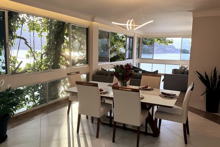 Apartamento De Frente Para O Mar Na Ilha Porchat. - Santos, Brasil