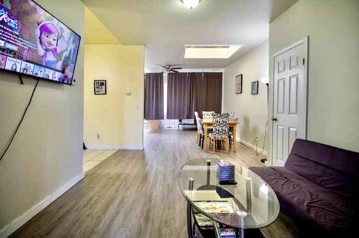 Flexible 3br (2+1 Partition) Apartment Near Bart - 헤이워드