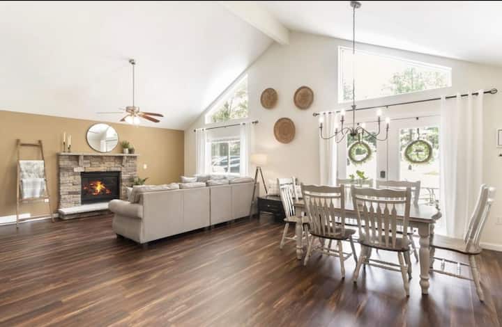 Beautiful Pocono Home, Minutes From Jim Thorpe - Towamensing Trails