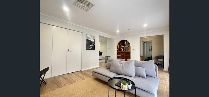 Speakeasy On Batman - Shepparton