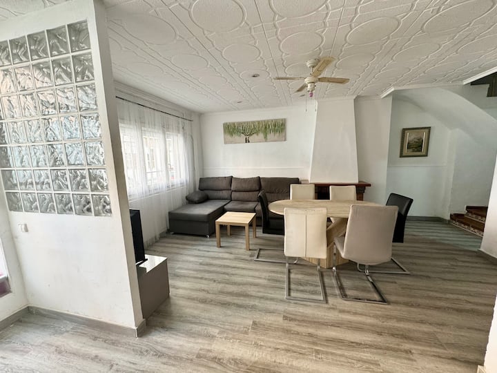 3h - Europa Iii | 6-8 Personas - Gandia