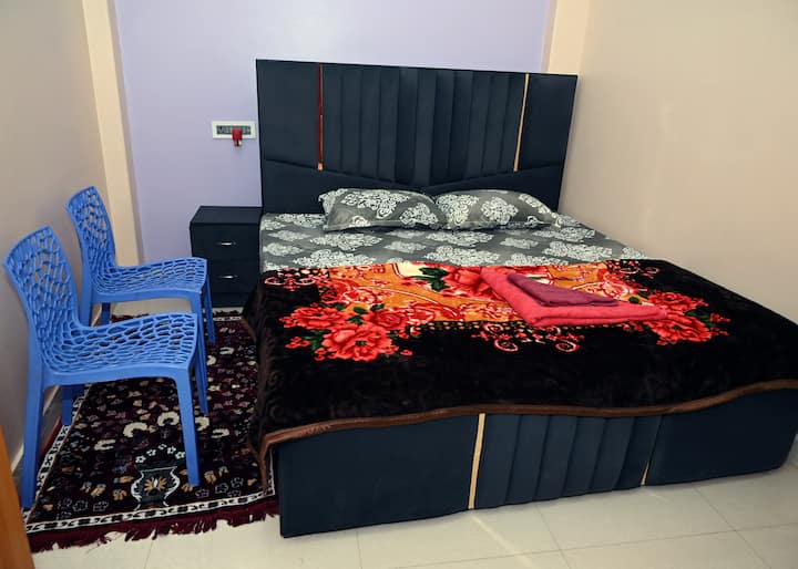 Royal 2bhk Stay With Private Sit-out -In Varanasi - Varanasi