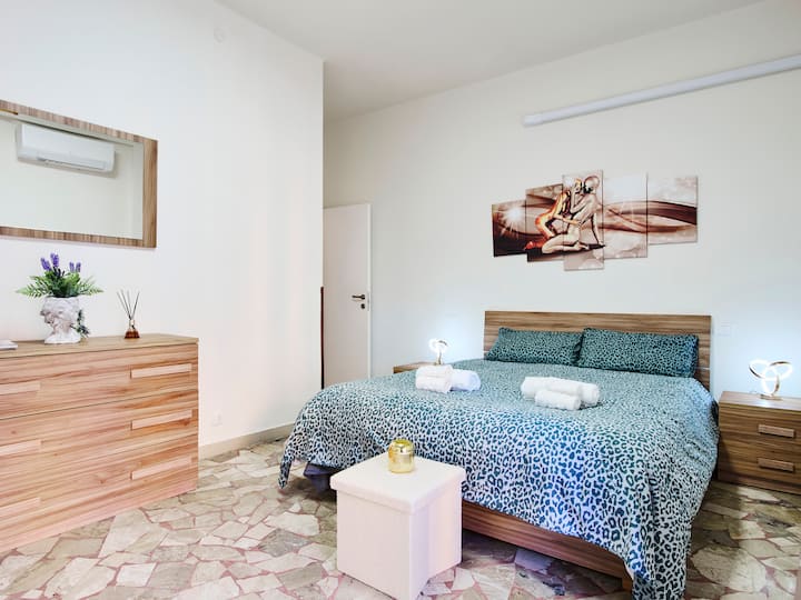 Dante Home - Harmony Apt. In Cremona Center - Cremona