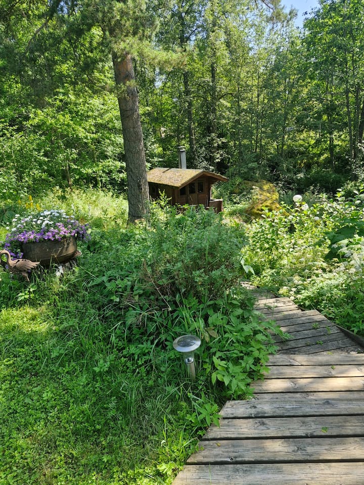 Peaceful Riverside Cottage With Sauna - Suomi