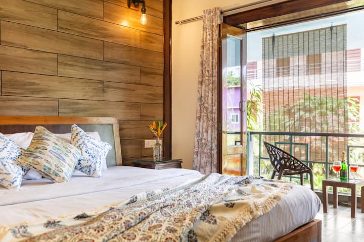 The Woodstone Crib  B&b - Goa