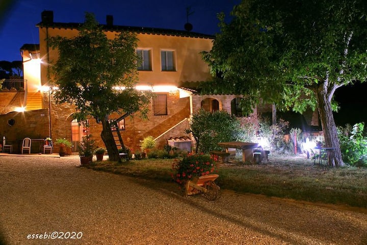 Agriturismo Fontecastello - Apartment For 2 People - Montepulciano