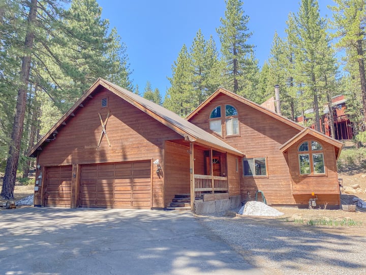 Truckee Getaway Ski/lake Cabin - Truckee, CA