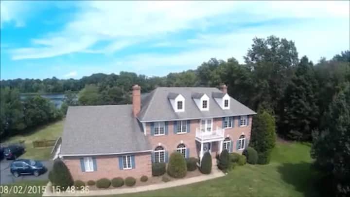 Lakeside 8 Bedroom Living - Gainesville, VA
