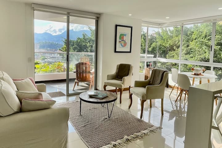 Poblado, Chez Vous Sur Medellin 2 Chambres 2 Sdb - Medellín