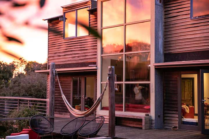 Tarzan’s Lair! Unique And Fun Holiday Home - Cape Schanck