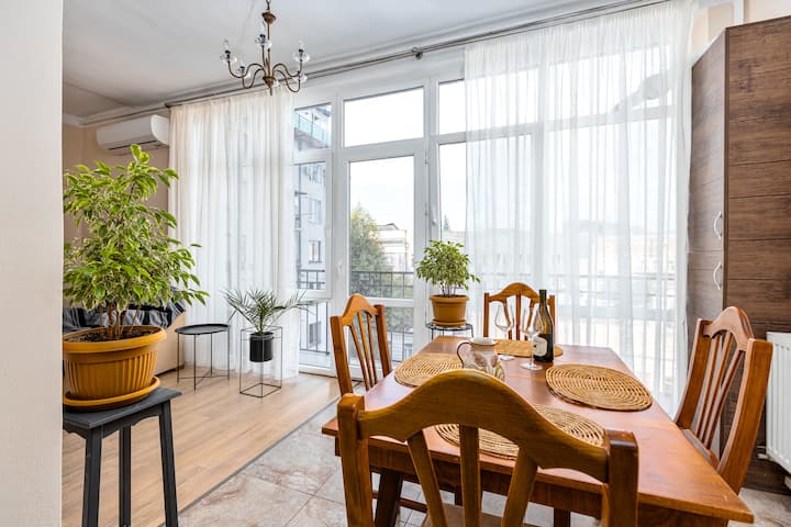 New Apartment In Old Tbilisi, Touristic Place - Tbilisi