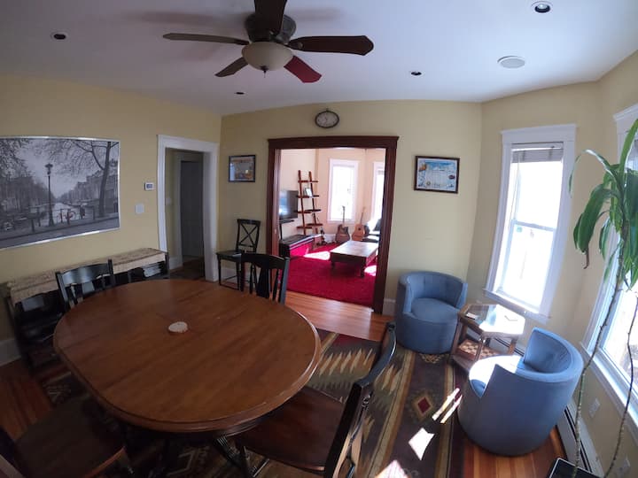 Cambridge Comfort - Pet Friendly, Yard And Parking - Cambridge, MA