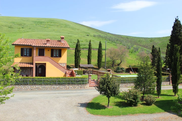 Stunning Private Villa With Wifi, Private Pool, Tv And Pets Allowed, Close To San Gimignano - Tuscany