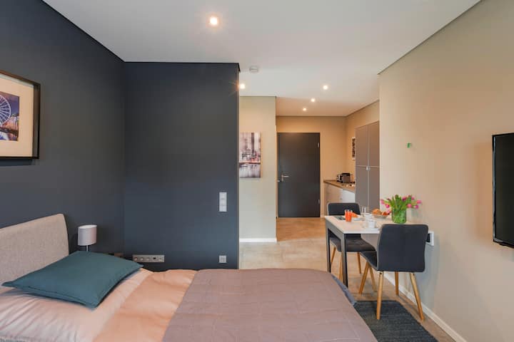 Modern Appartement Near Airport, Fair And Stadium - Düsseldorf