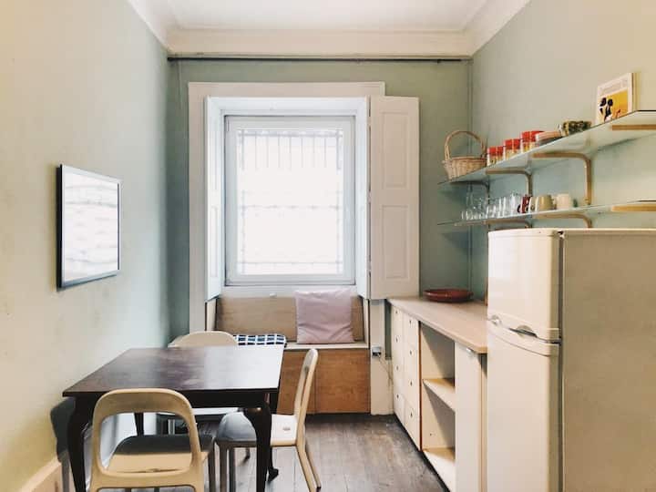 Spacious & Sunny Ensuite With Terrace 621 1t - Porto