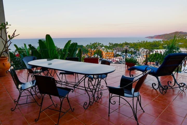 3br Home—views, Beach & Plaza Steps Away - Sayulita