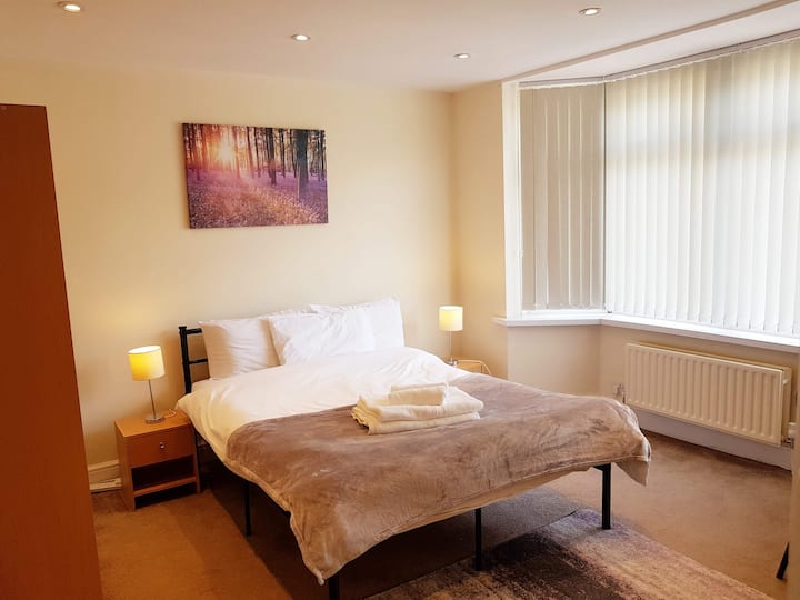Oxford Business Park Apartments + Parking + Wifi - Oxford