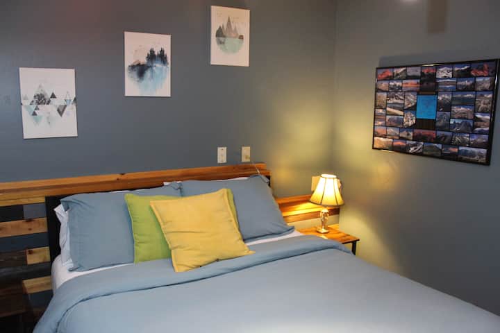 The Spotted Dog Studio - Pet Friendly! - Ouray, CO