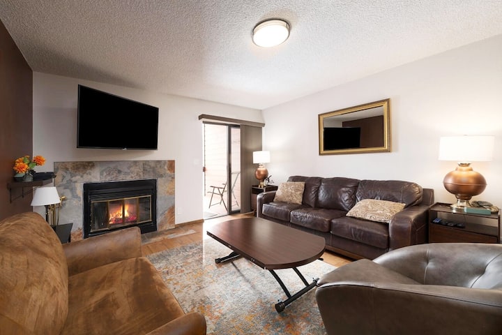 Location! Amenities! Views! - Frisco, CO
